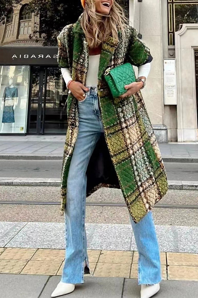 Magaly | Relaxed and timeless winter garment – Kaila Boutique