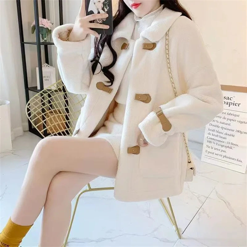Carina| Classic and elegant winter coat – Kaila Boutique